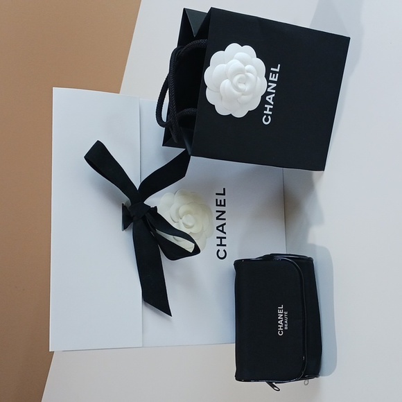 CHANEL | Bags | Vintage Chanel Cosmetic Pouch 2 Chanel Packaging Items ...